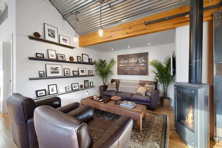 Spur Hats Downtown Loft - Flagstaff, AZ