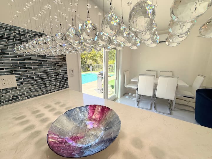 Short Walk To Beach • 3br Poolside # Unit 1 - Fort Myers Beach, FL