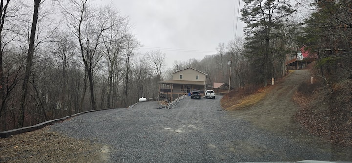 Breezy Valley: Near Raystown Lake & Adventures - Lake Raystown Resort, Entriken