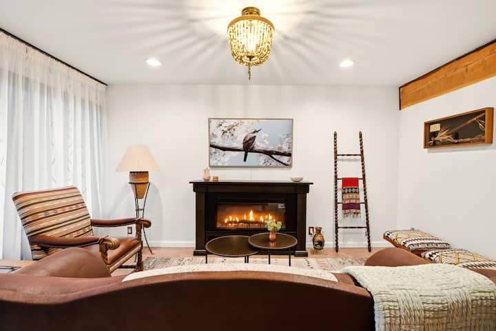 Stylish 2bd Remodeled Sedona Townhome With Views! - Sedona, AZ