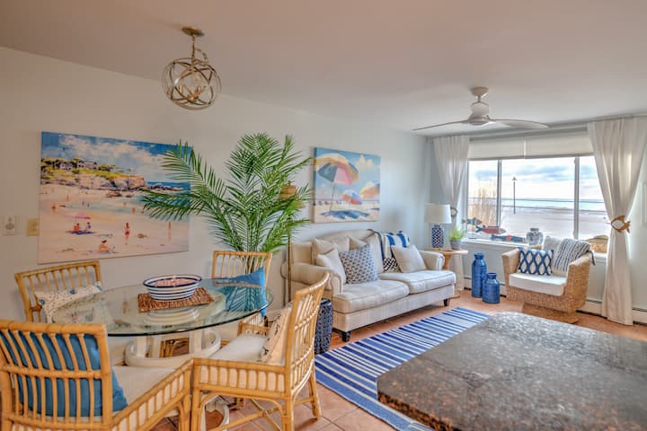 Lakefront Luxury Condo W/association Beach & Pool - North Beach, MI
