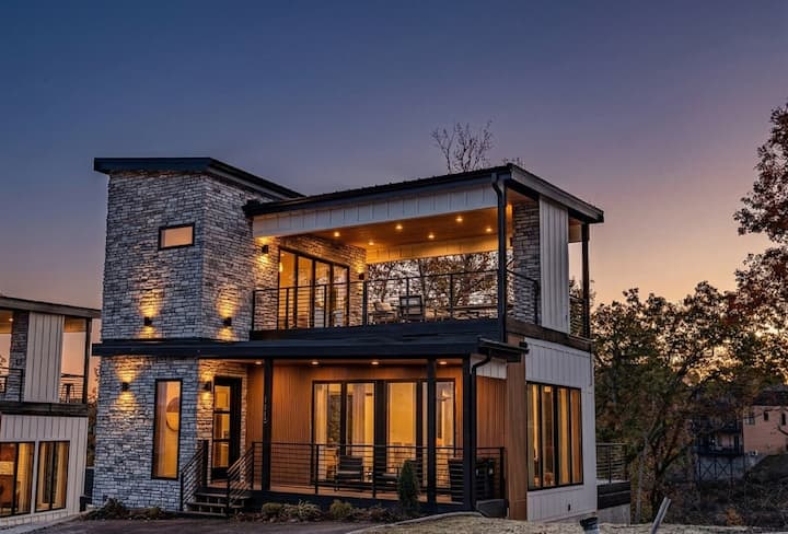 Smoky Mountain Serenity Lodge - Sevierville