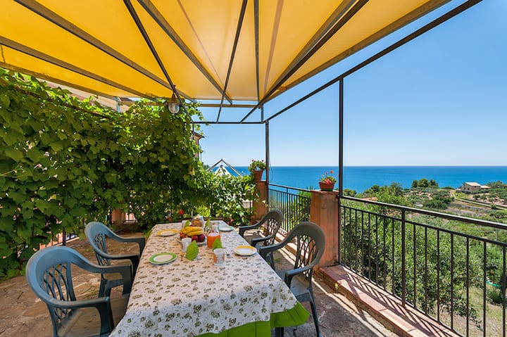 Il Pero - Casa Vacanze Villa Clelia - Acciaroli