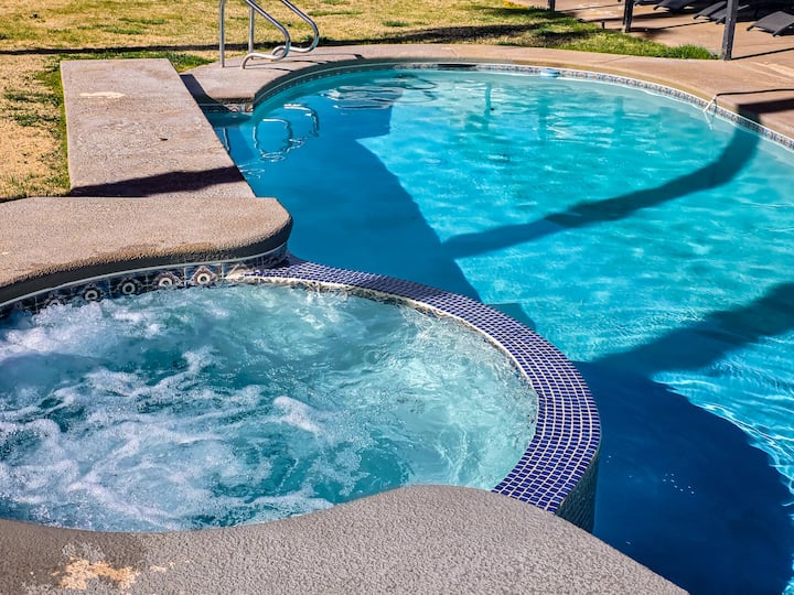 Perfect Family-holiday Haven With Pool/spa - Las Vegas, NV