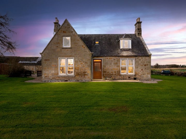 Old Duffus Farmhouse - Elgin