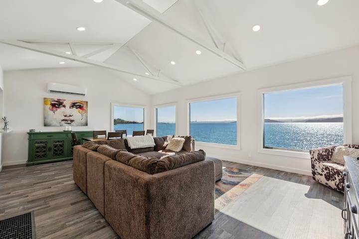 Bay Breeze Main | Bay Front, Private, Quiet - Sausalito, CA
