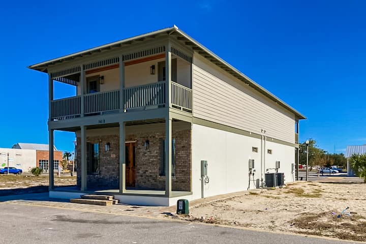 Perfect 6br Oceanview | Balcony | W/d - Mexico Beach, FL