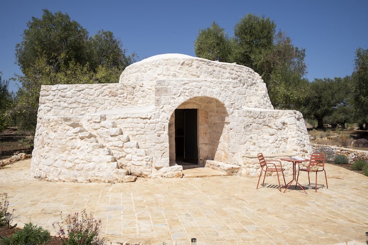 Trullo, Le Joyeux Fantassin - Ostuni