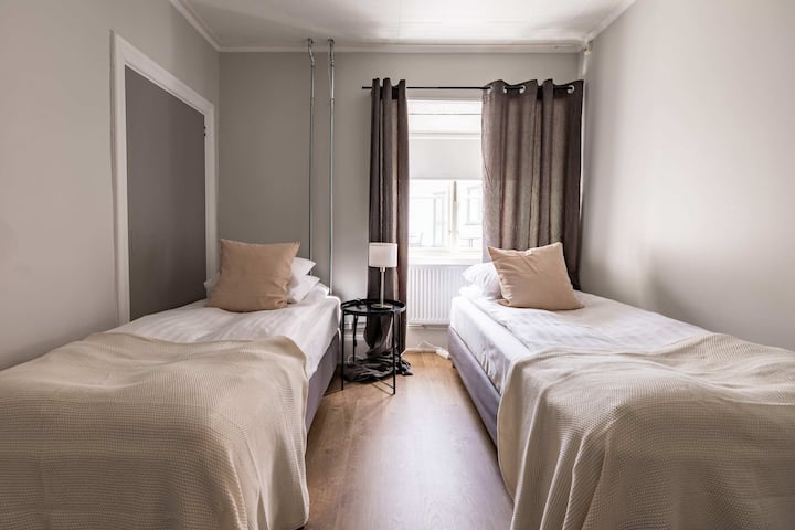 Newly Renovated 2 Brd Apt In Visby City - Visby