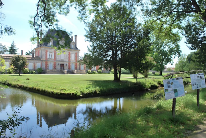 Le Gîte Du Château Saint Ahon - Bordeaux