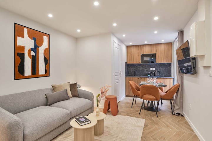 Suite Moderne Centre De Paris Montmartre - Porte de Clignancourt