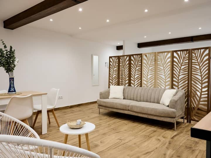 Maestra - 2 - Jaén, España