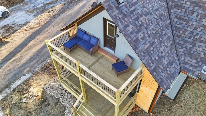 The Perch At The Roost - Pleasant Hill, MO