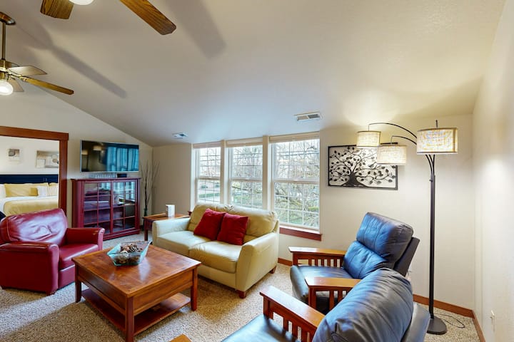 Lovely 3br Oregon Wine Country | Washer/dryer - McMinnville, OR