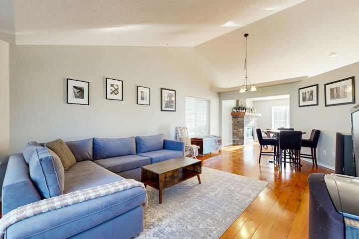 3br Oregon Wine Country | Fireplace | Patio - 맥민빌