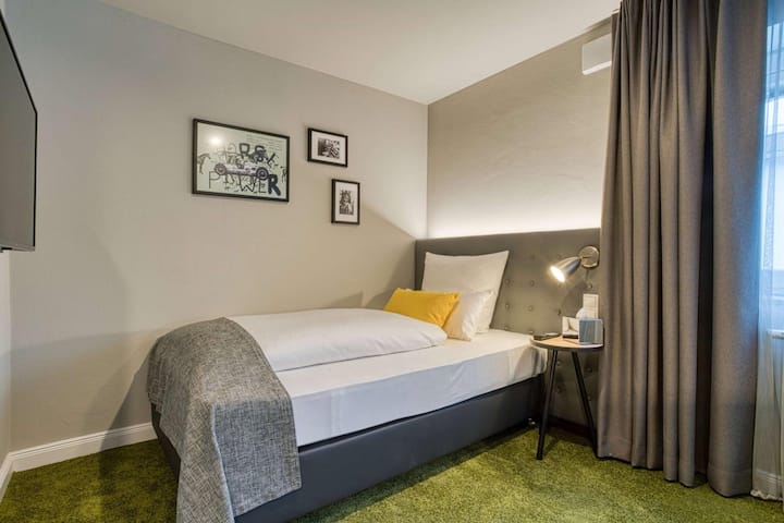 Standard Single | Wyndham Ingolstadt | Urban Base - Ingolstadt