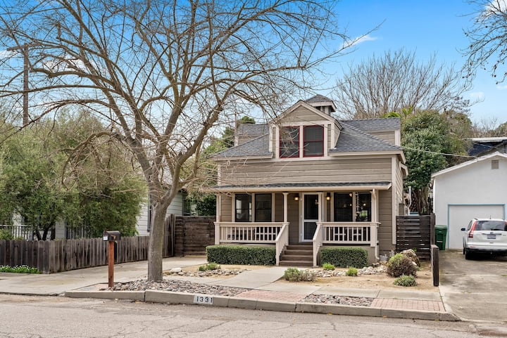 Backyard Vines On Olive - Spa, Walkable To Park - Paso Robles, CA