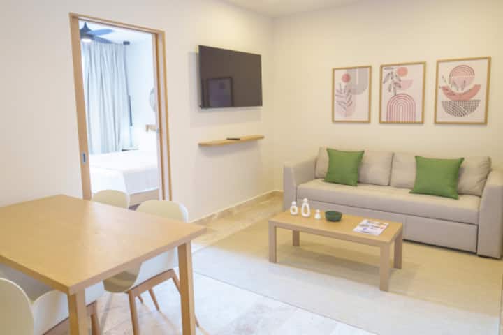 3 Units W/ Full Kitchen | Steps To Quinta Avenida - Playa del Carmen