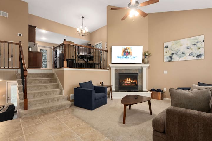 New! Sleeps 10.  Patio & Deck. Ready For World Cup - 奧拉西