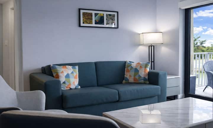 Xquisite Suites Apartment 202 - Freeport