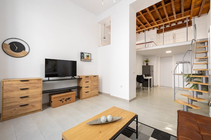 Modern & Stylish Duplex - 1bdr 1bath - City Center - Málaga