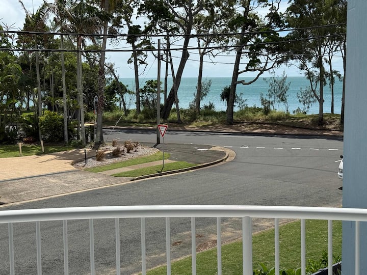 Atlantis Unit 8, Esplanade, Hervey Bay Qld 4655 - Hervey Bay