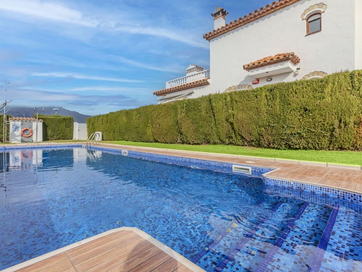 Magraners By Interhome - Miami Playa