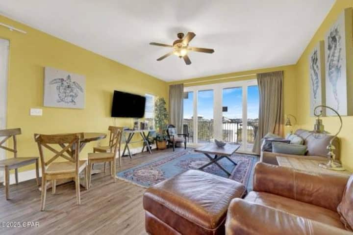 Laketown Wharf 338-huge 3bdrm/3bath. Free Fun! - Panama City Beach, FL