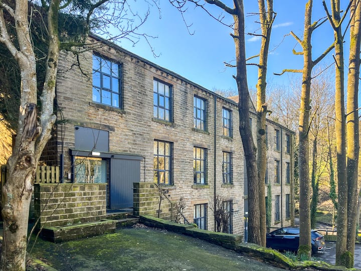 The Woolier - Holmfirth