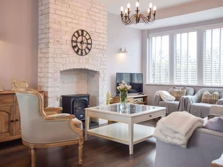 Holgate House - Poulton-le-Fylde