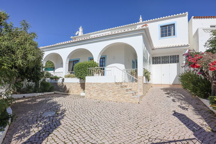 Villa Mario - Swimming Pool - Wifi - By Bedzy - Albufeira