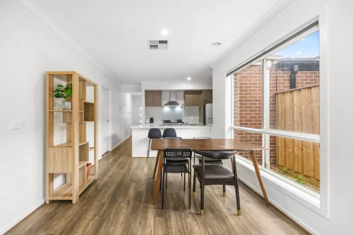 20%off Monthly Wyndham Vale Family Getaway - Werribee