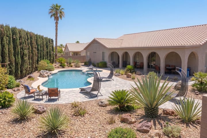 Huge Lux Large Lot Estate Home, Heated*pool+spa - Las Vegas