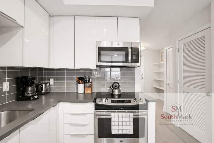 Acs-2205-uptown Charlotte-studio W/ Roof Top Pool - First Ward - Charlotte