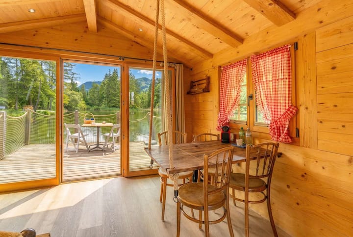 Tiny Water Villa On A Lake Gstaad & Interlaken - Gstaad