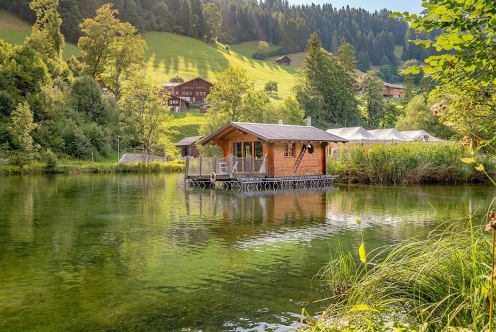 Tiny Water Villa On A Lake Gstaad & Interlaken - Gstaad