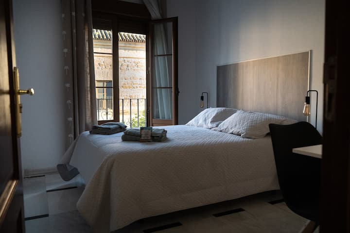 Quartier Historique De L'alcázar I - Córdoba