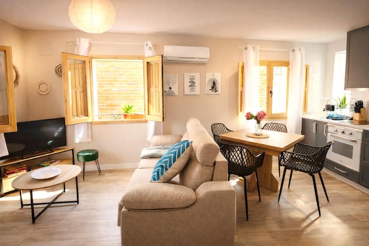 Almavera. Casa Pura Vida. Apartamento Petirrojo 1 - Madrigal de la Vera