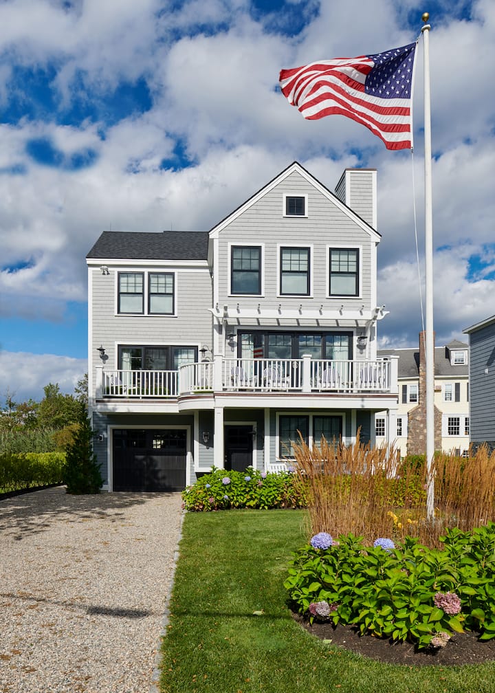 Coastal Luxe At Harris Lane - Kennebunk, ME
