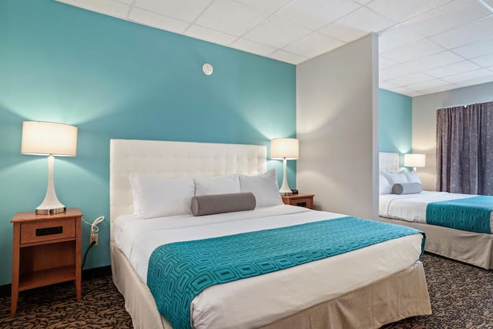 Elevation Inn | 2 King | Road Trip Rest - Rapid City, SD