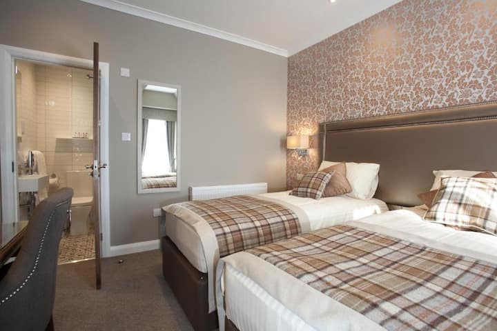 Deluxe Twin Room At Lochiel Villa Guesthouse - Fort William