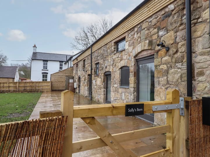 Sally's Barn - Oswestry