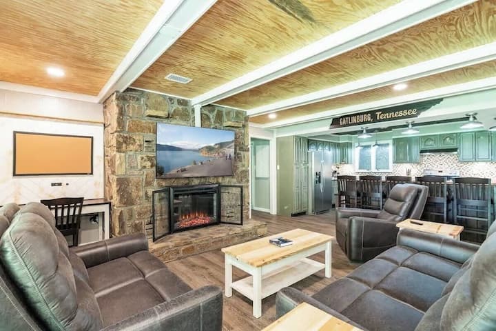 Hidden Hills Escape - Gatlinburg, TN
