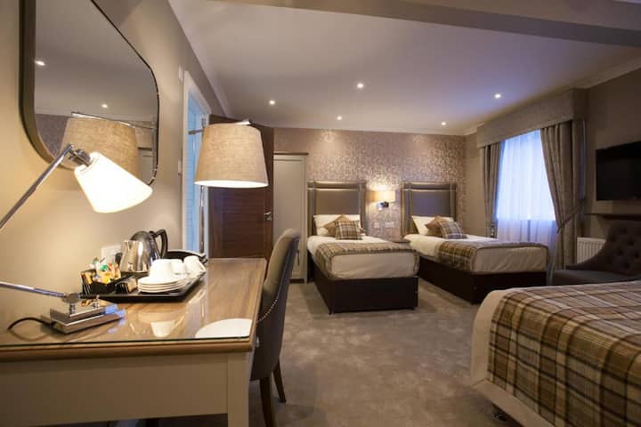 Deluxe Family Room At Lochiel Villa Guesthouse - Fort William