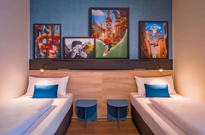 Wyndham Munich | Deluxe Twin | City Excursion - Munich
