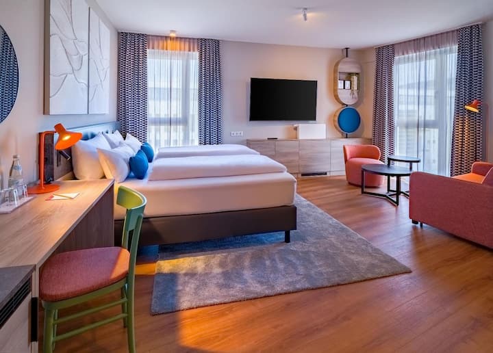 Wyndham Munich | Jr Suite | Park Retreat - Munich