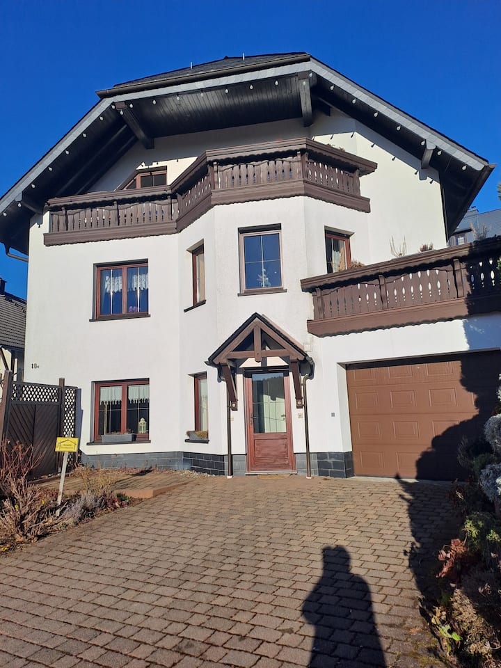 Zweiraum-ferienwohnung Obere Etage - Marienberg