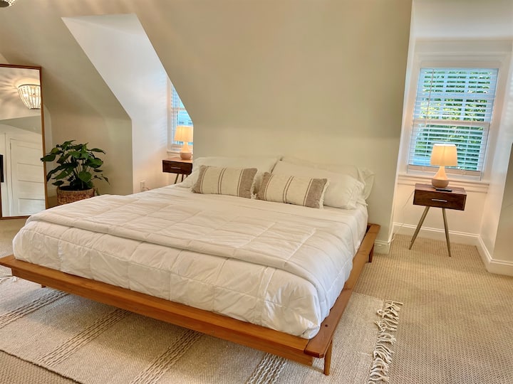 Buttonwood Boutique Hotel Cottage B, Beach & Town - Cape May, NJ