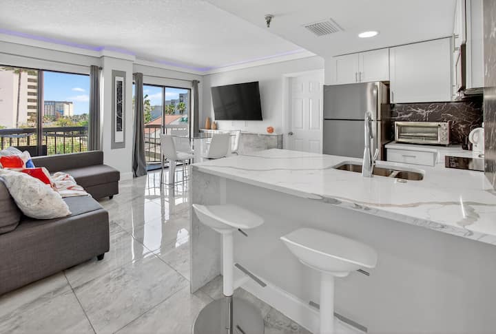 Enclave Urban Escape - Orlando