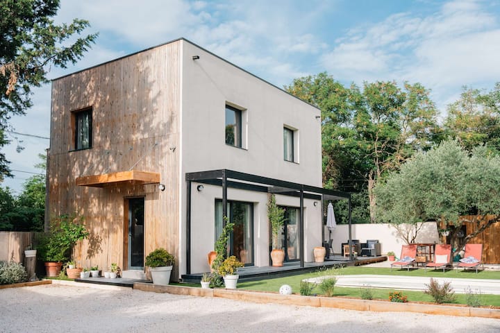 Accueillante Villa Climatisée, Jardin Au Calme, Pi - Beaucaire